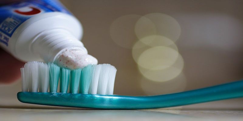 Nanotechnology in toothpaste | Innovationsgesellschaft mbH
